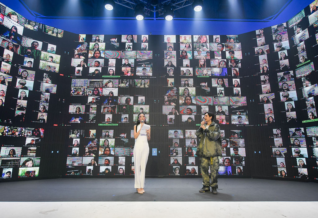 CMO GROUP / Experience-Tech Creator