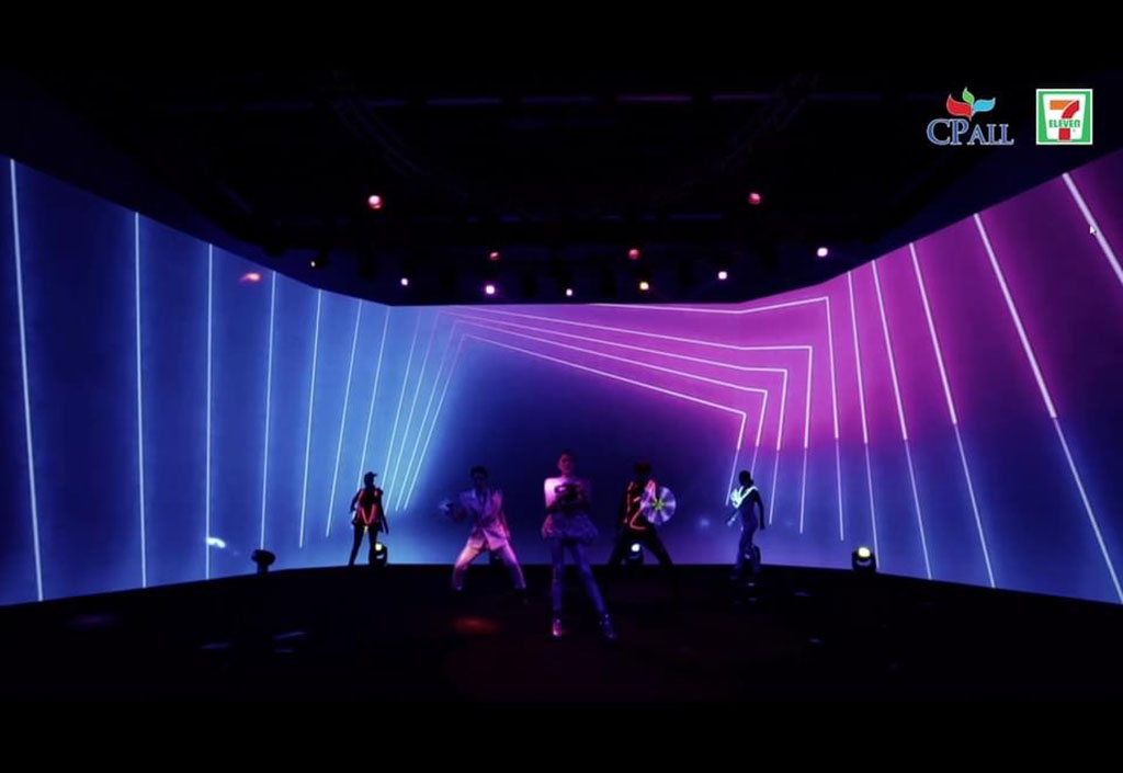 CMO GROUP / Experience-Tech Creator